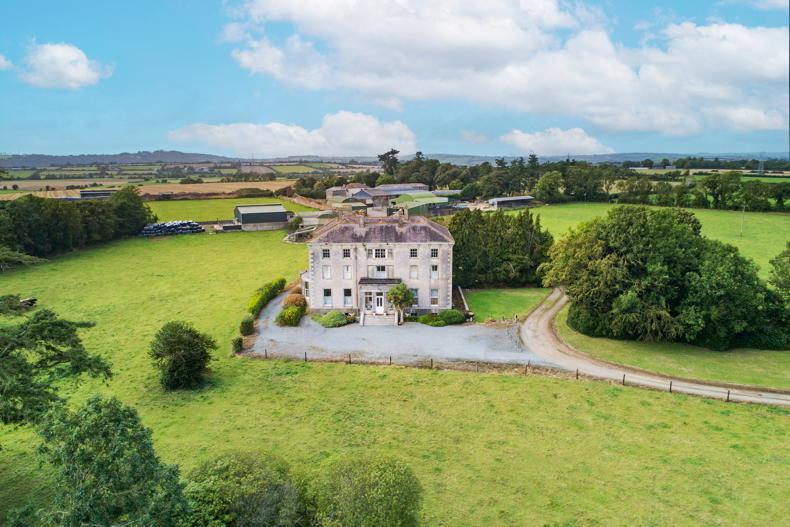 82.5ac with magnificent Georgian house in Wexford - Free